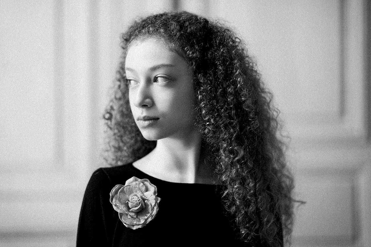 Portraits d'Arielle Beck, jeune prodige de la musique classique ...